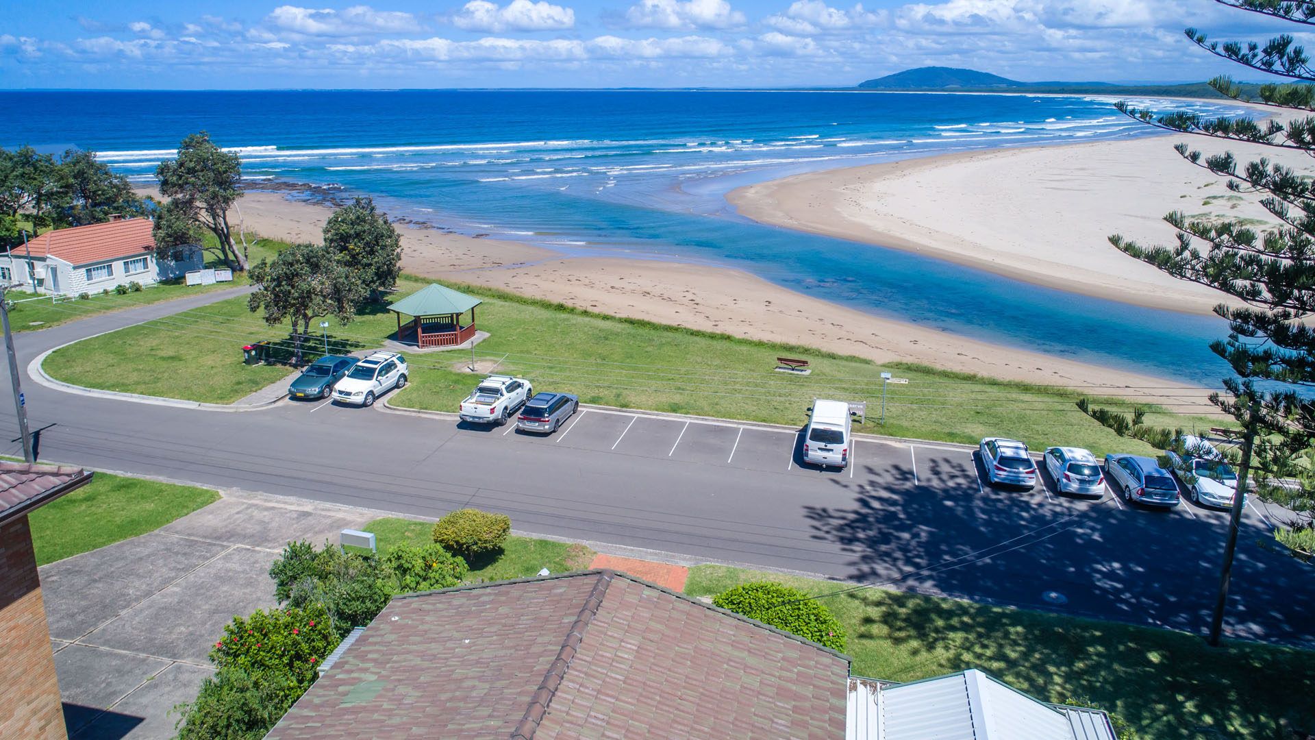 Freshwater, Gerroa - The Holidays Collection